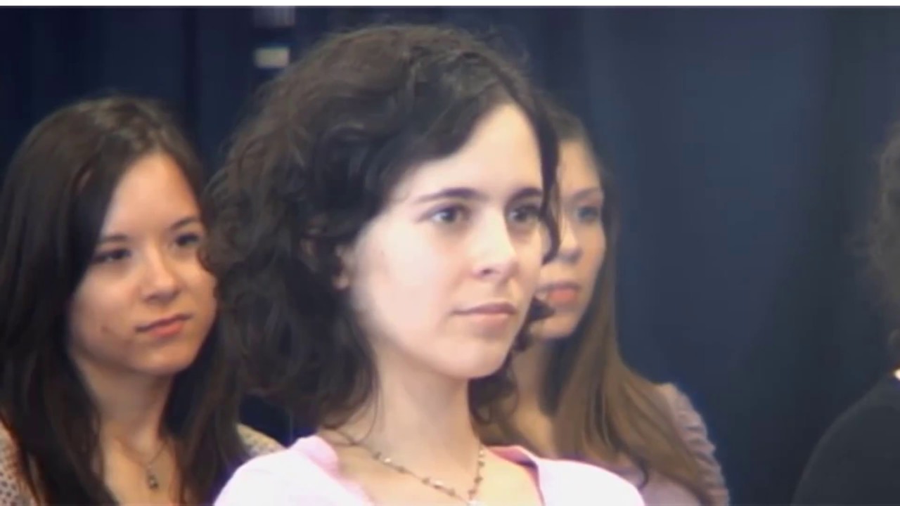 DAVID CRYSTAL AND THE ENGLISH LANGUAGE - YouTube