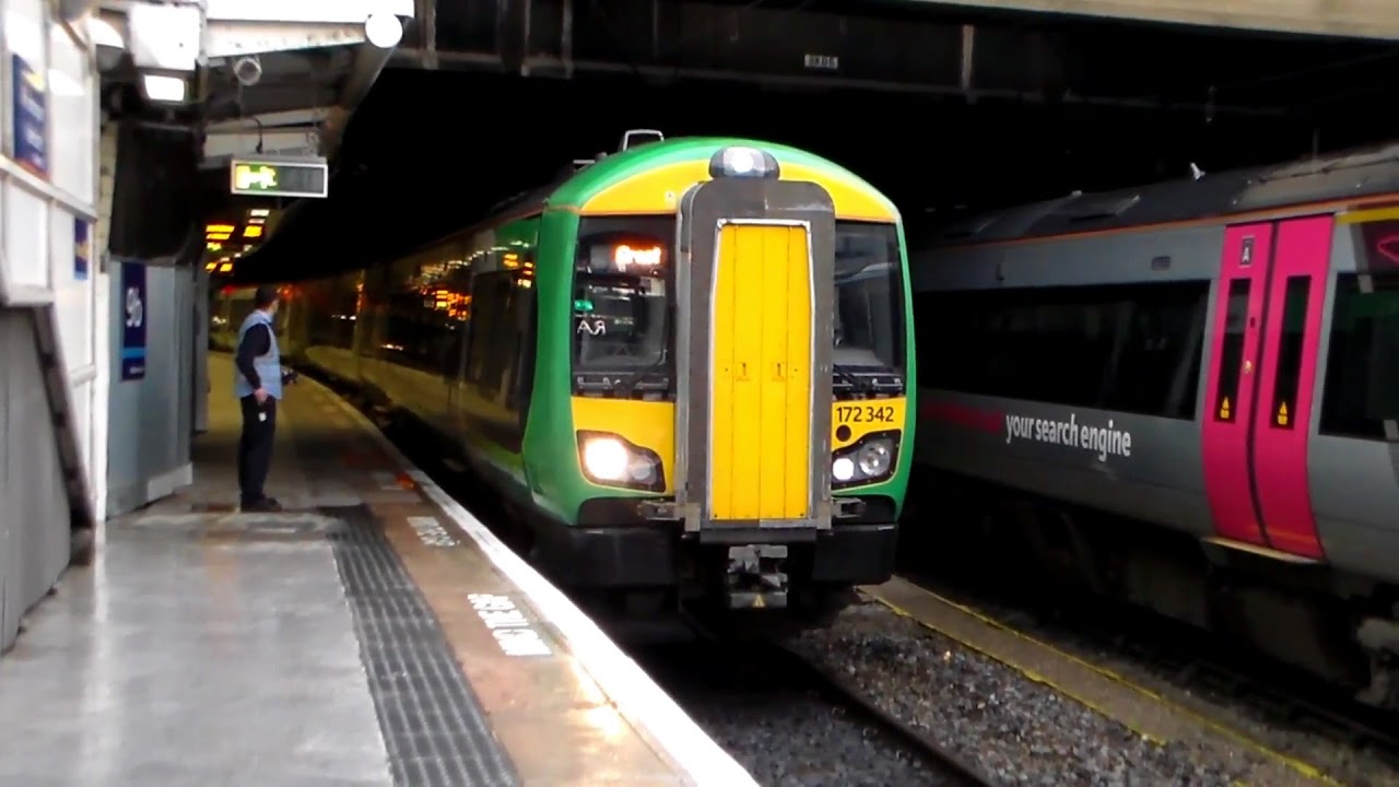 London Midland Class 172, 172342, 1V20 departing Birmingham New Street ...