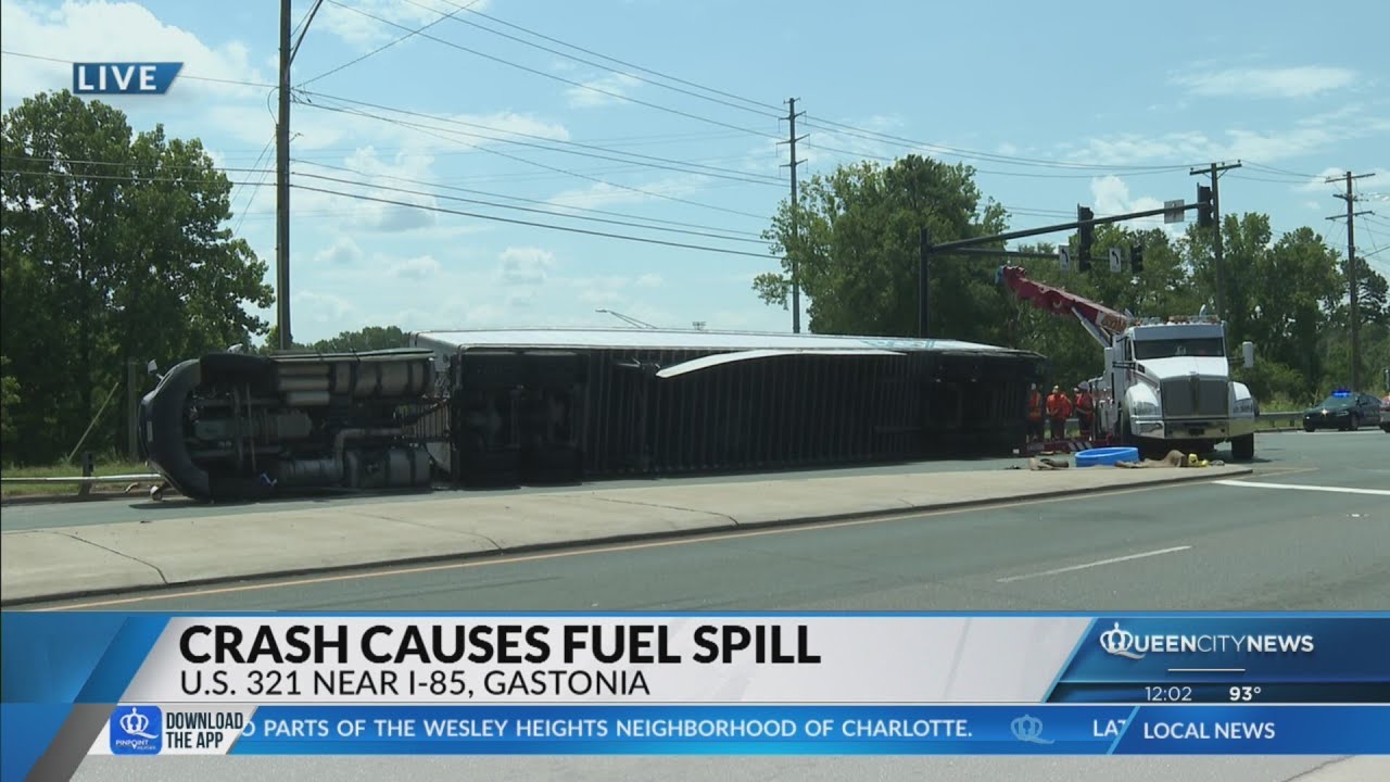 Overturned tractor-trailer closes intersection in Gastonia - YouTube