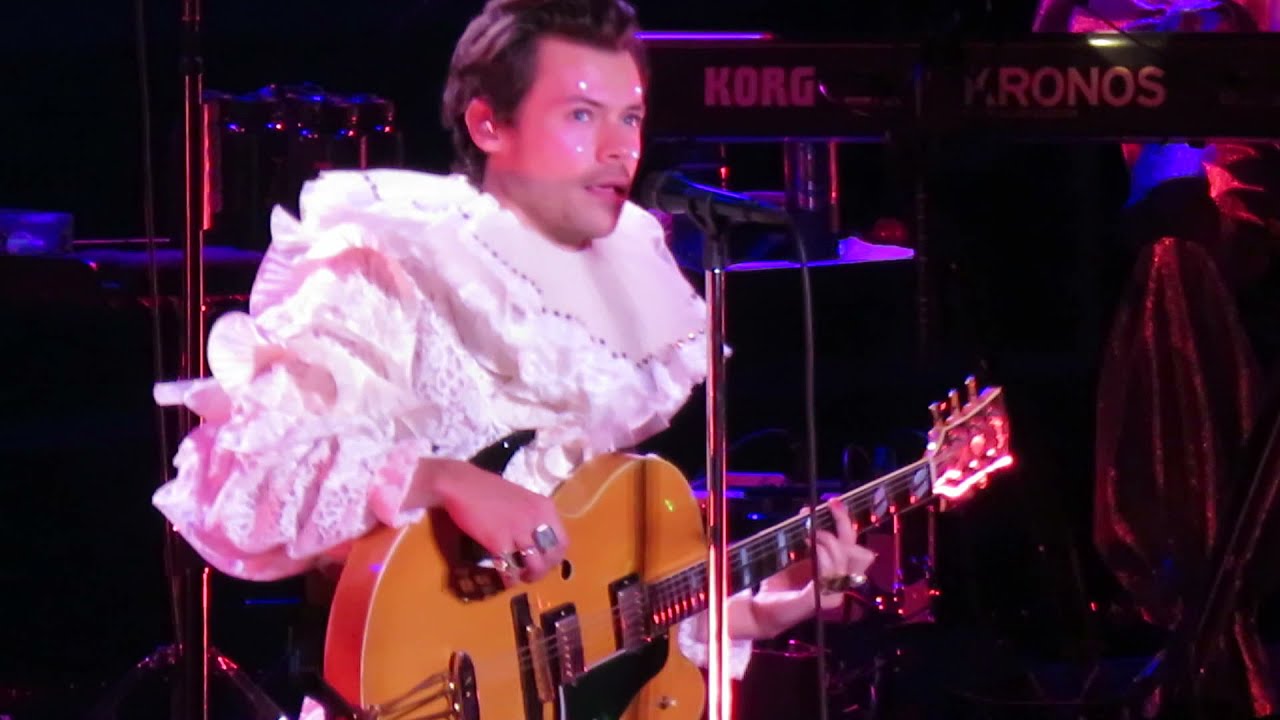 Harry Styles ~ She - YouTube