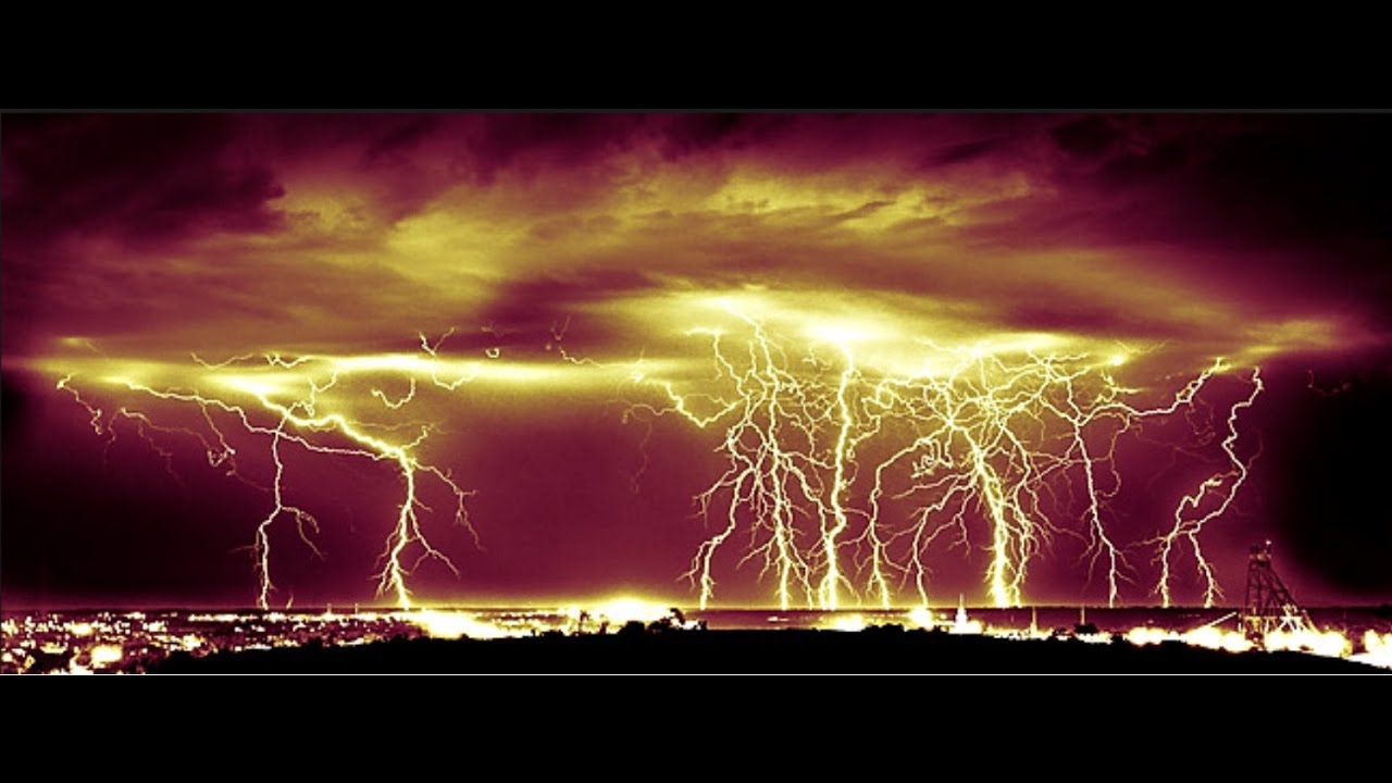 RILEE JONES IN THUNDERSTRUCK - YouTube