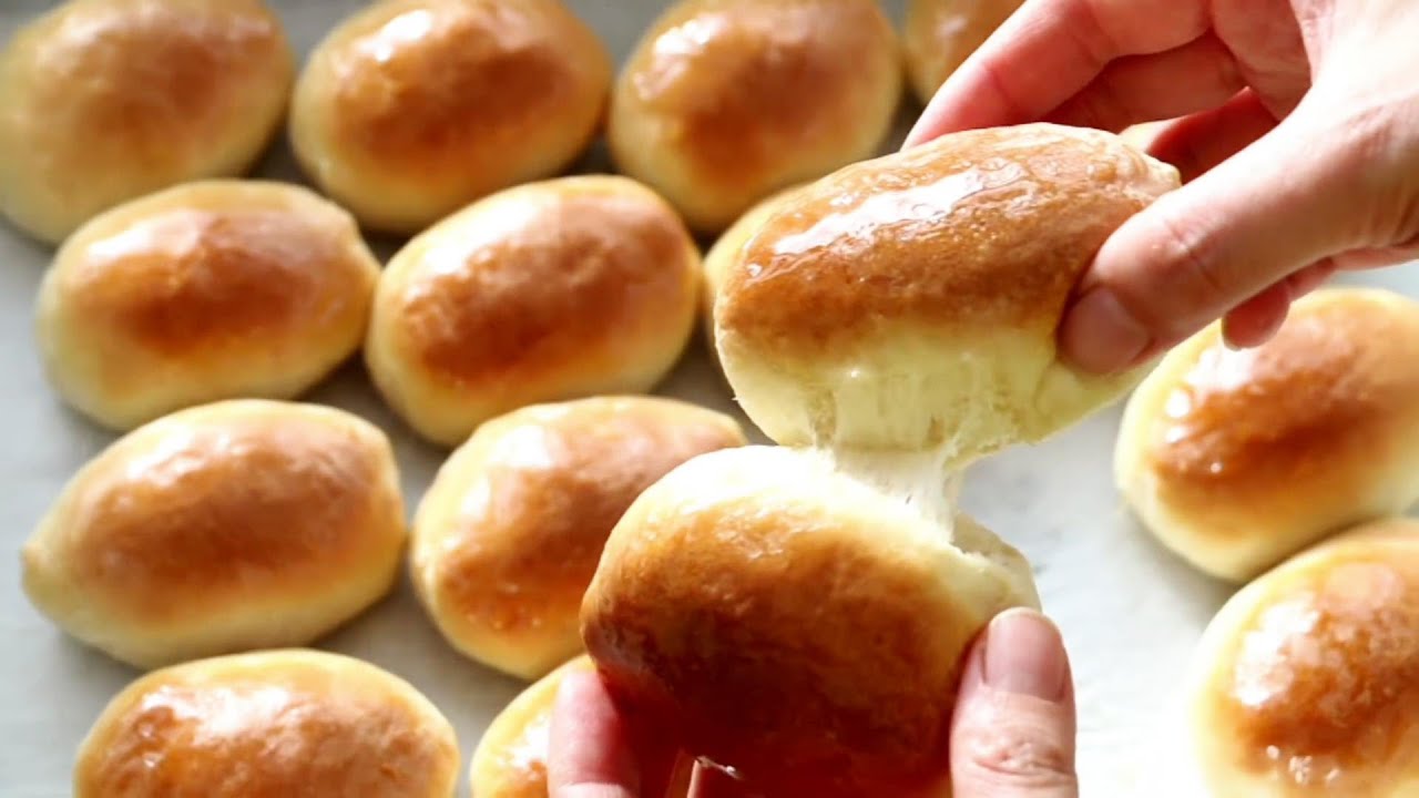 How To Make A Super Soft & Fluffy Milk Bread | Easy To Make - YouTube