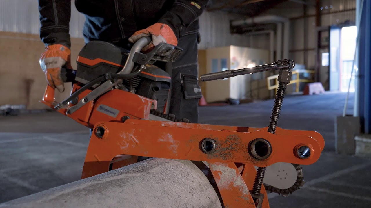 How to use the pipe clamp accessory on your Husqvarna power cutter ...
