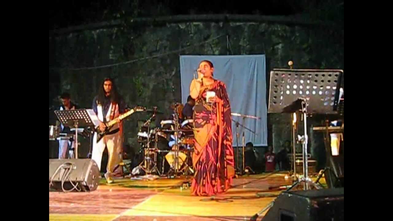 දෑසවසා සිටියා Dasawasa sitiya by Nirudhie Amashakya Ranmuthu - YouTube