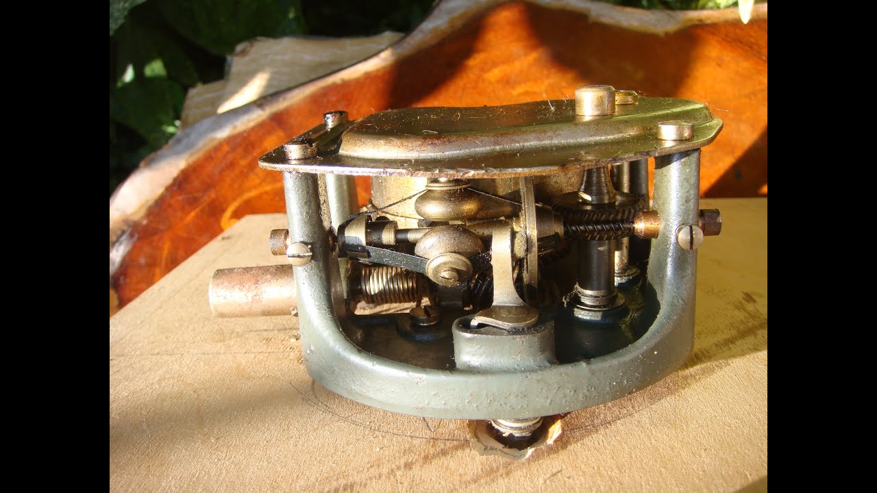 Antique Old Vintage GARRARD Gramophone Motor With Turn Table And Wind ...