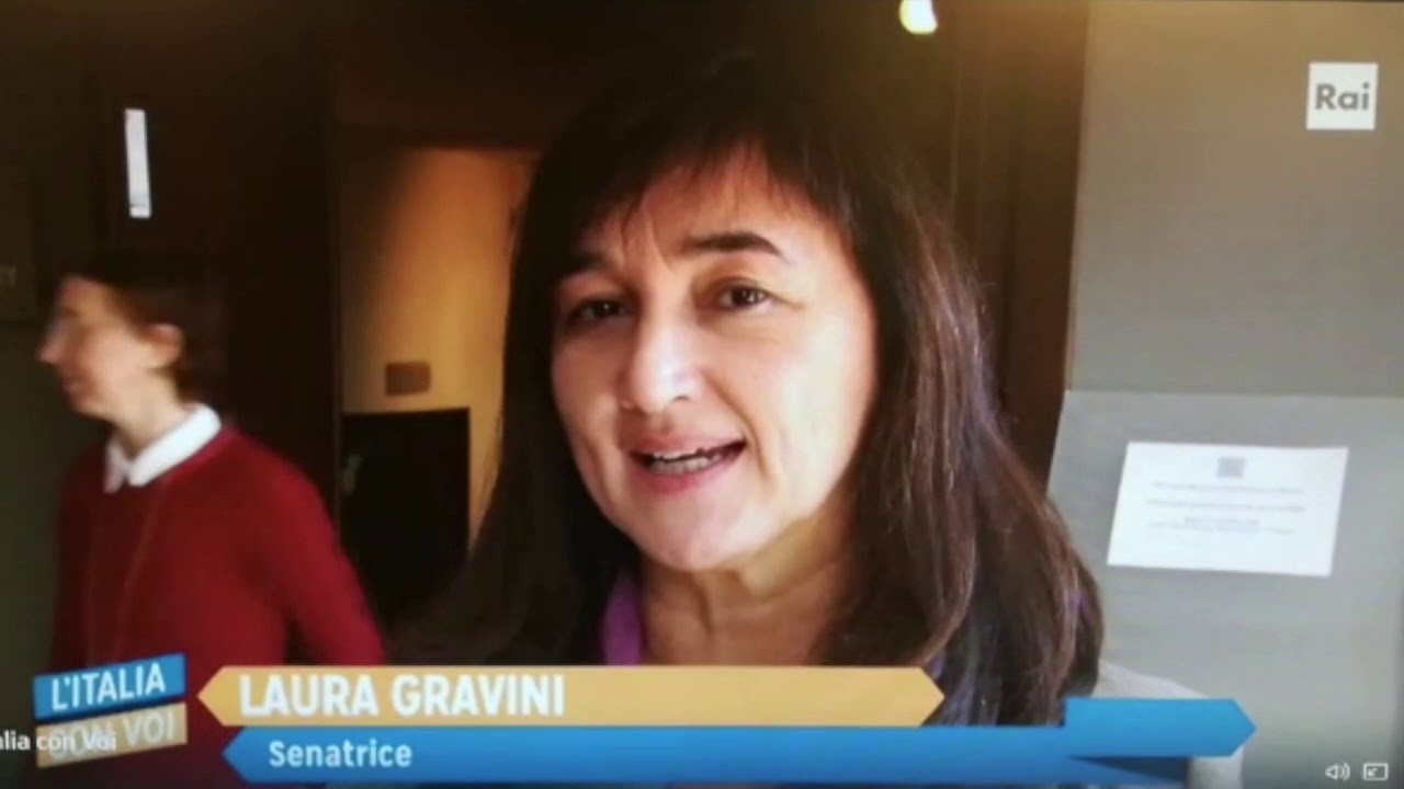 Laura Garavini - Intervista Rai Italia - 28.11.18 - YouTube