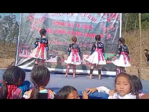 siv yig cawm seej nkauj moob nậm chua seev cev 2025 - YouTube