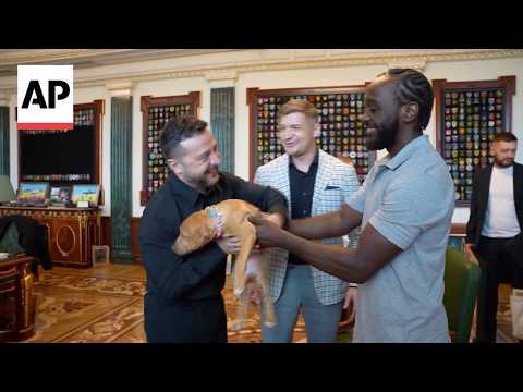 Former boxer Terence Crawford gifts Zelenskyy a pit bull puppy