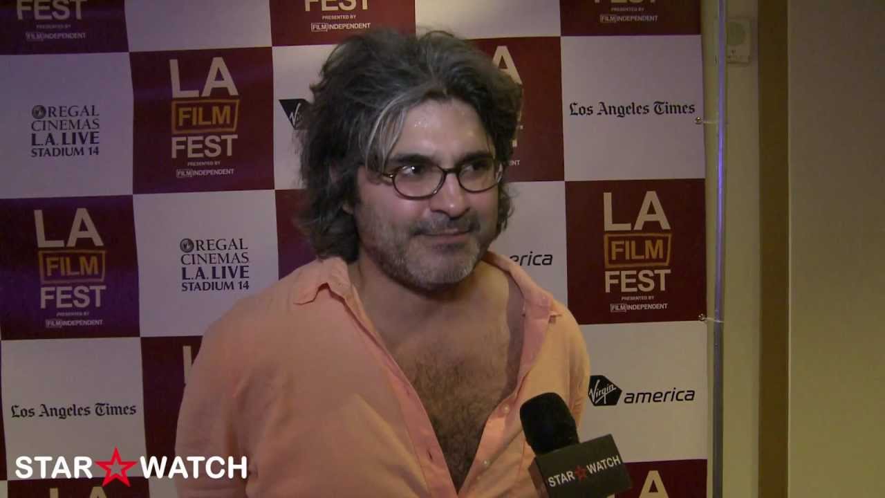 Onur Tukel red carpet interview at 2012 Los Angeles Film Festival - YouTube