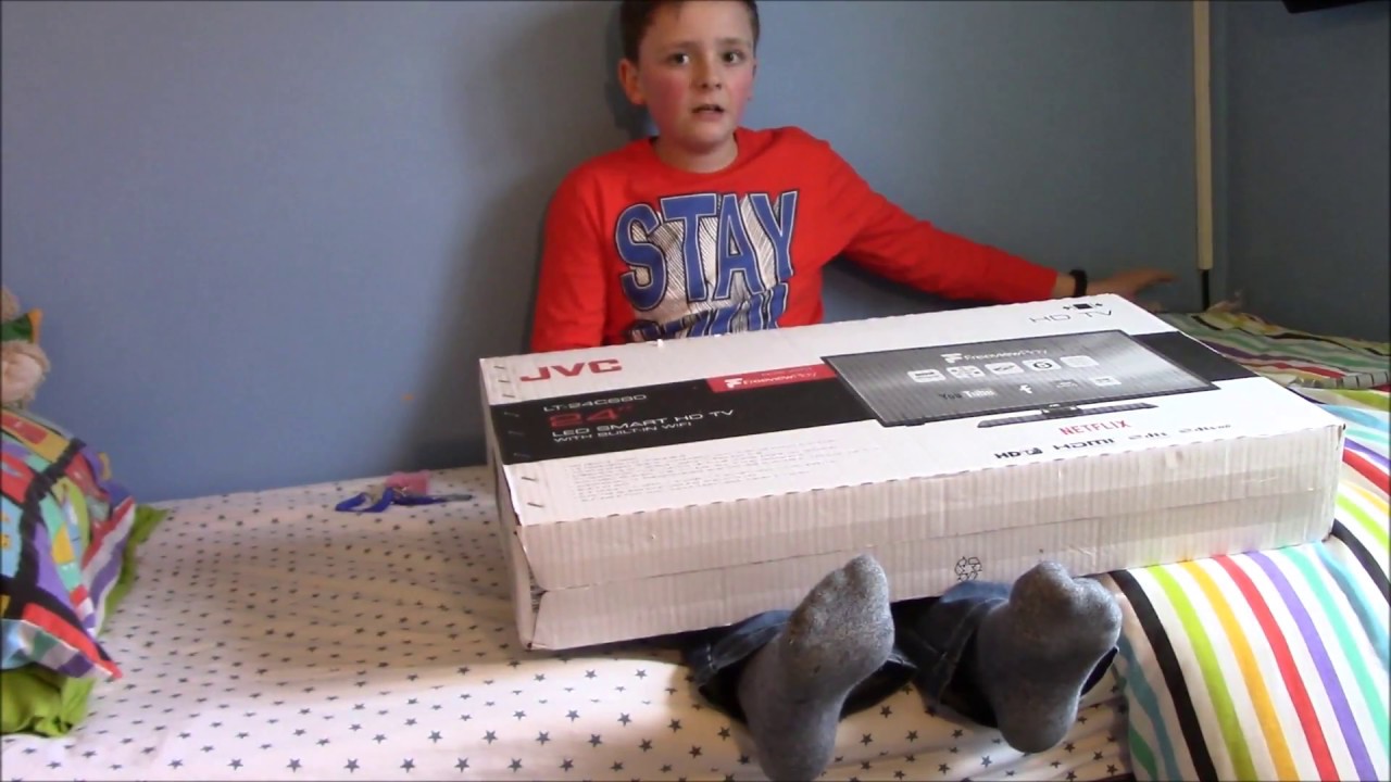 JVC TV unboxing - YouTube