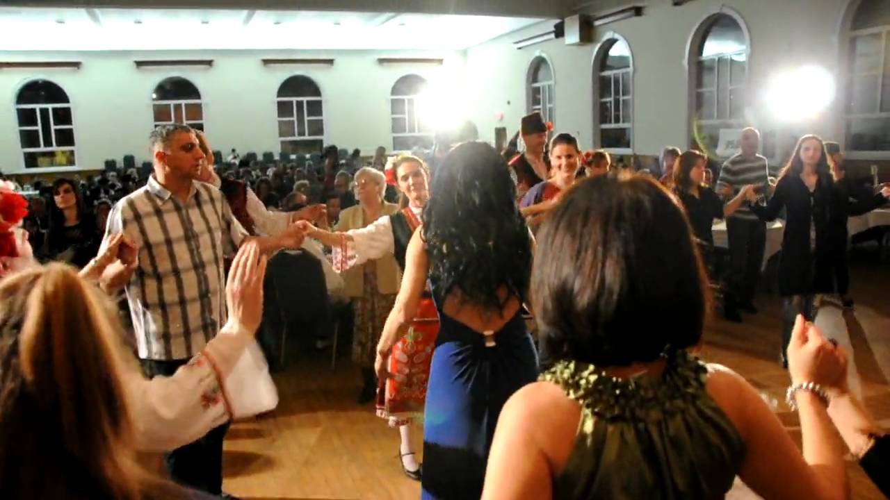 Slavka Kalcheva in Toronto - Славка Калчева "Дърво без корен " - YouTube