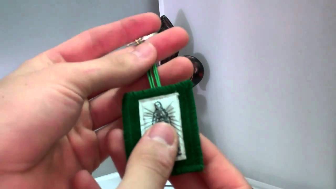 Catholic Scapulars - Short Green Scapular - Immaculate Mary - YouTube