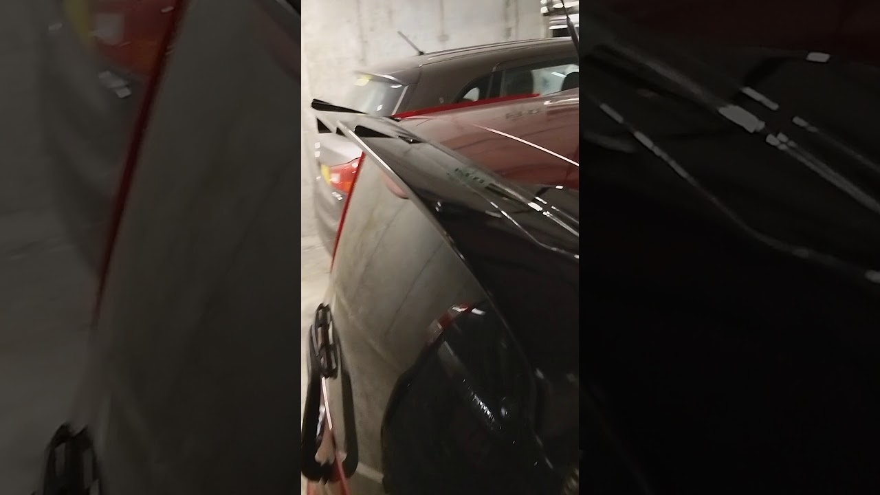 Nissan Note E11 dual rear spoiler. - YouTube