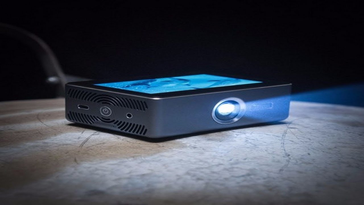 Sweam: a mini DLP projector with Android 7.1 that fits in the palm of ...