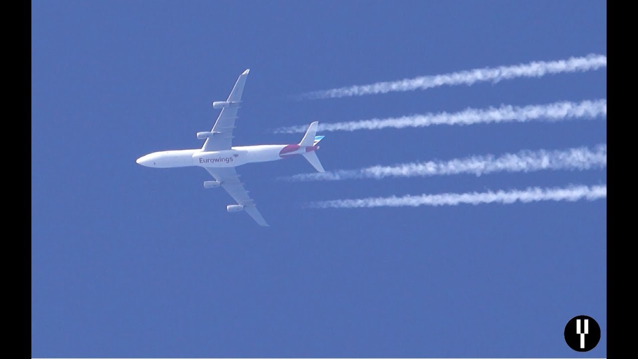 Zooming in on Plane - Sony RX10 III Zoom Test - YouTube