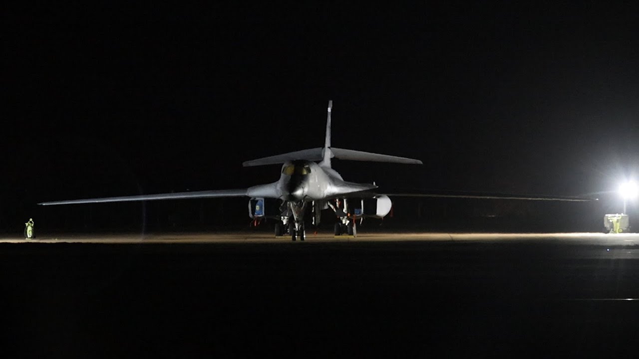 Bones (B1B Lancers) 'Howler 31/32' taking off on a night time mission ...