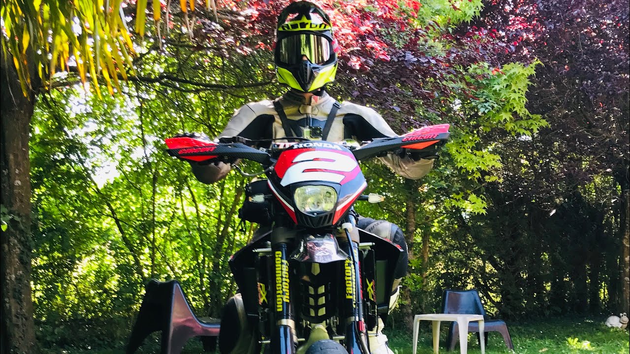 250 cr supermotard - YouTube