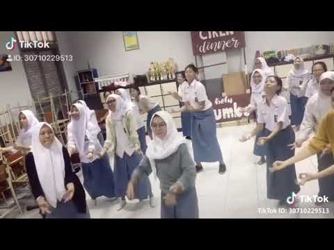 Kumpulan Dj Tiktok Hot BerSama Goyangan Anak smA