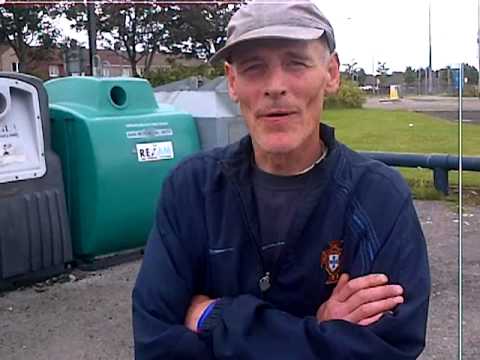 ged jacko does squats for purple aki - YouTube