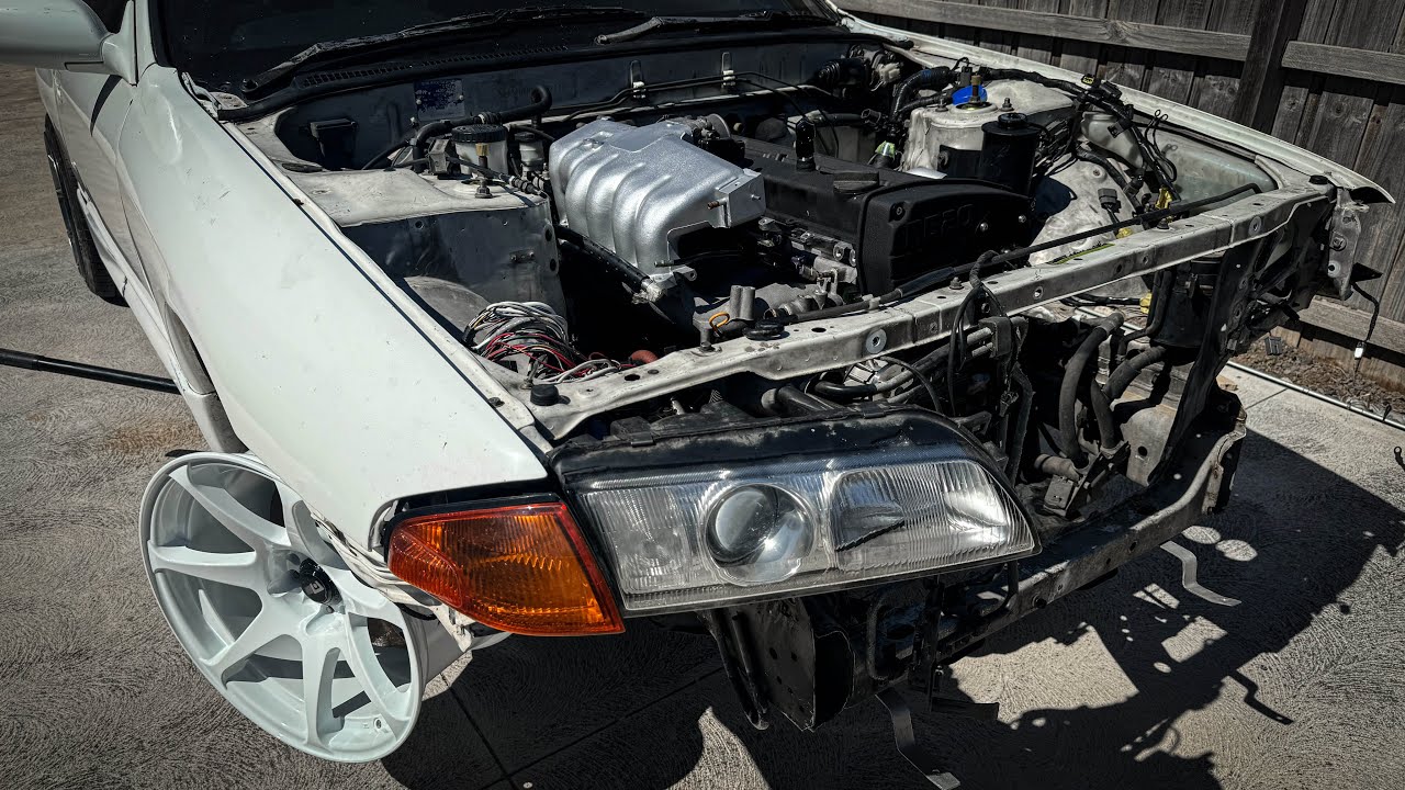 R32 skyline drift car clean and mock fit - YouTube