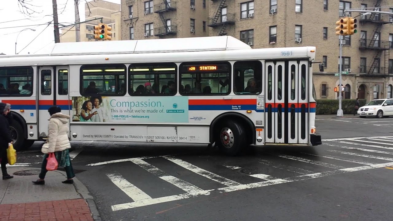 NICE Bus: Flushing Bound Orion V CNG [#1681] n20 Bus @ Bowne Street ...