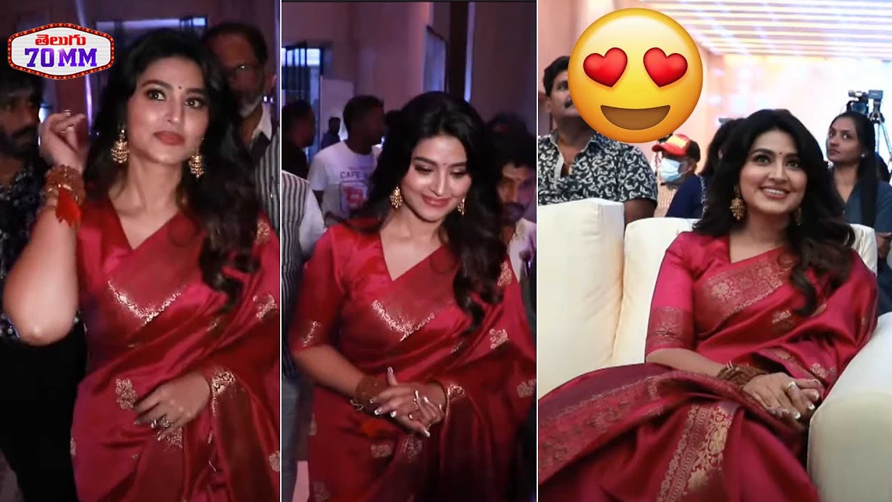 Actress Sneha Stunning Entry @ The Goat Pre Release Event | Vijay ...