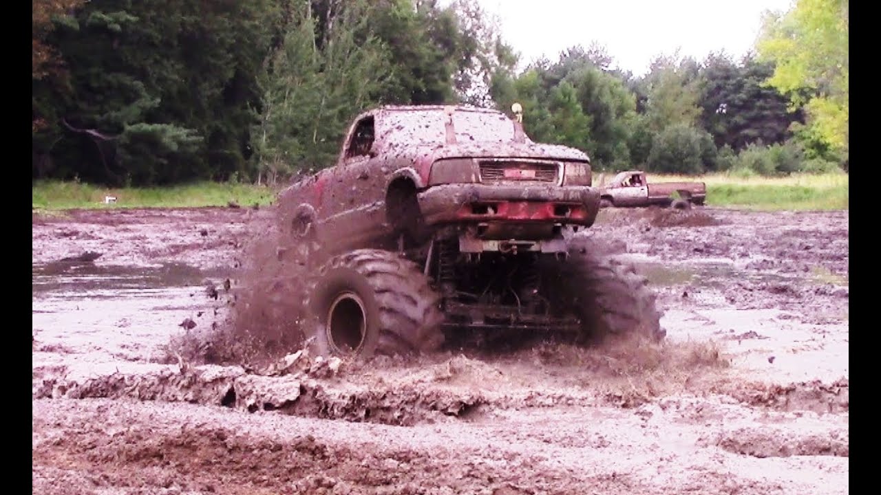 GMC Mega Truck Mudding At Silver Bullet Mud Bog Aug 2015 - YouTube