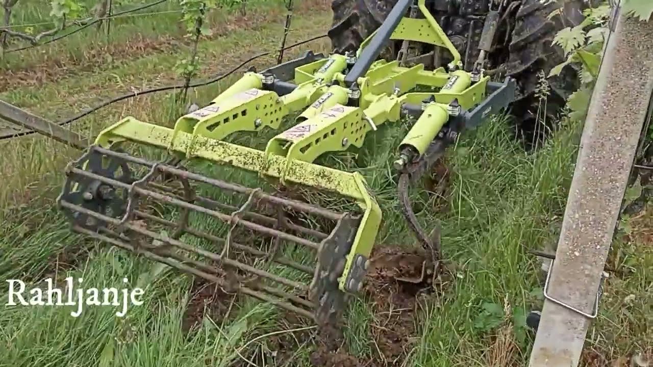Obdelava tal v vinogradu 2022 - YouTube