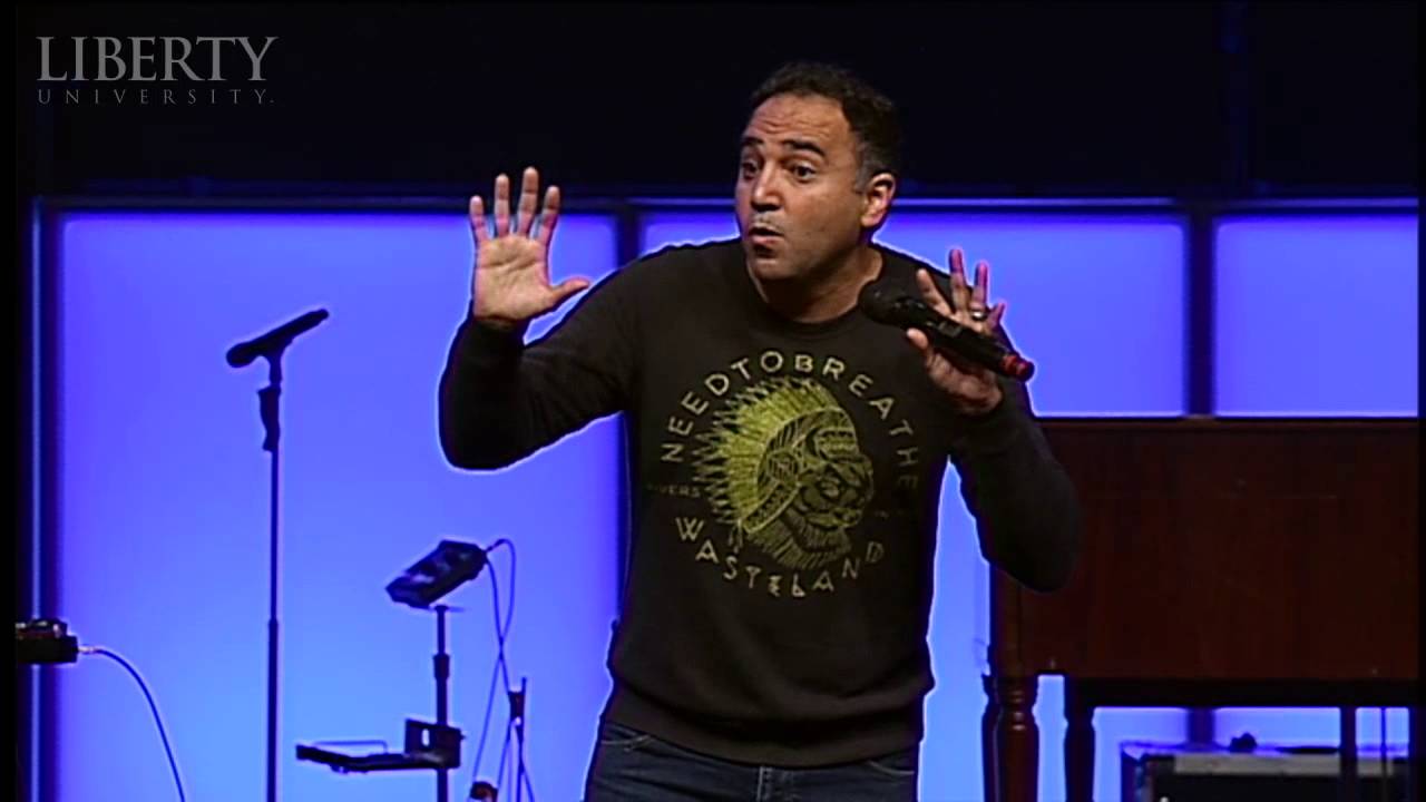 David Nasser - Campus Community - YouTube