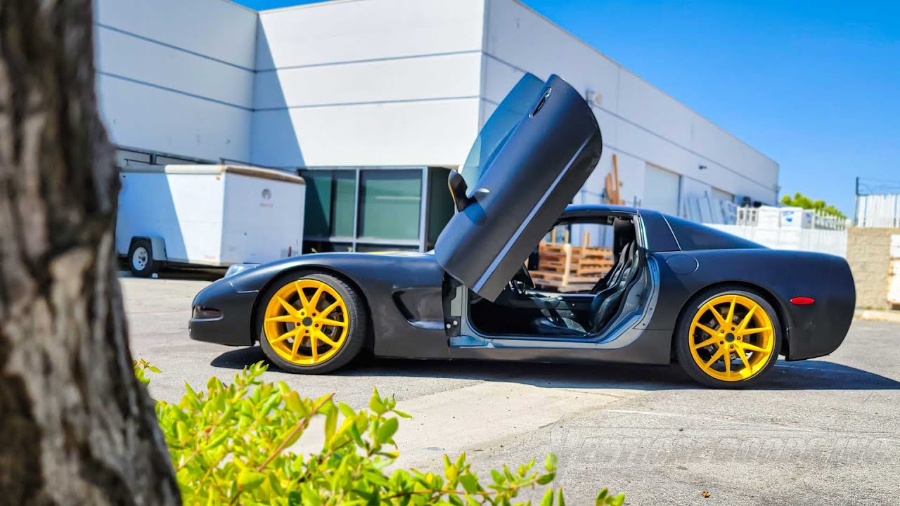 Vertical Lambo Doors Conversion installed on a Chevrolet Corvette C5 at ...