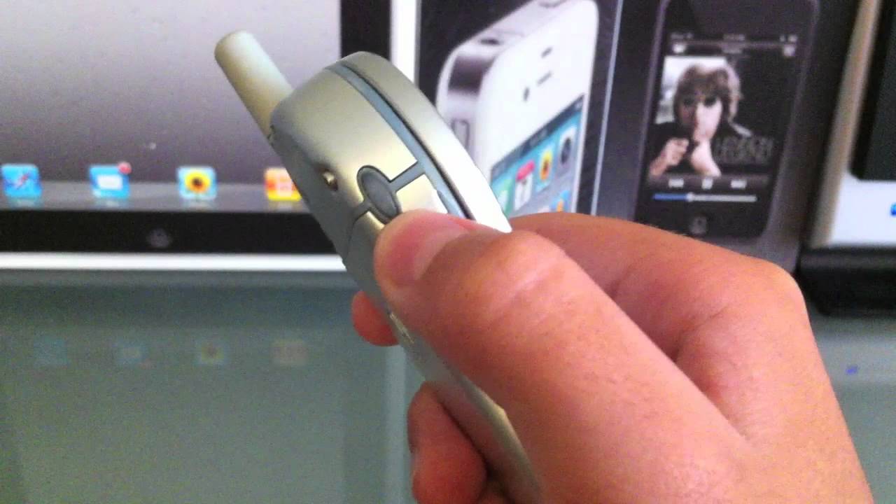 Motorola V70 Review (2002) - YouTube