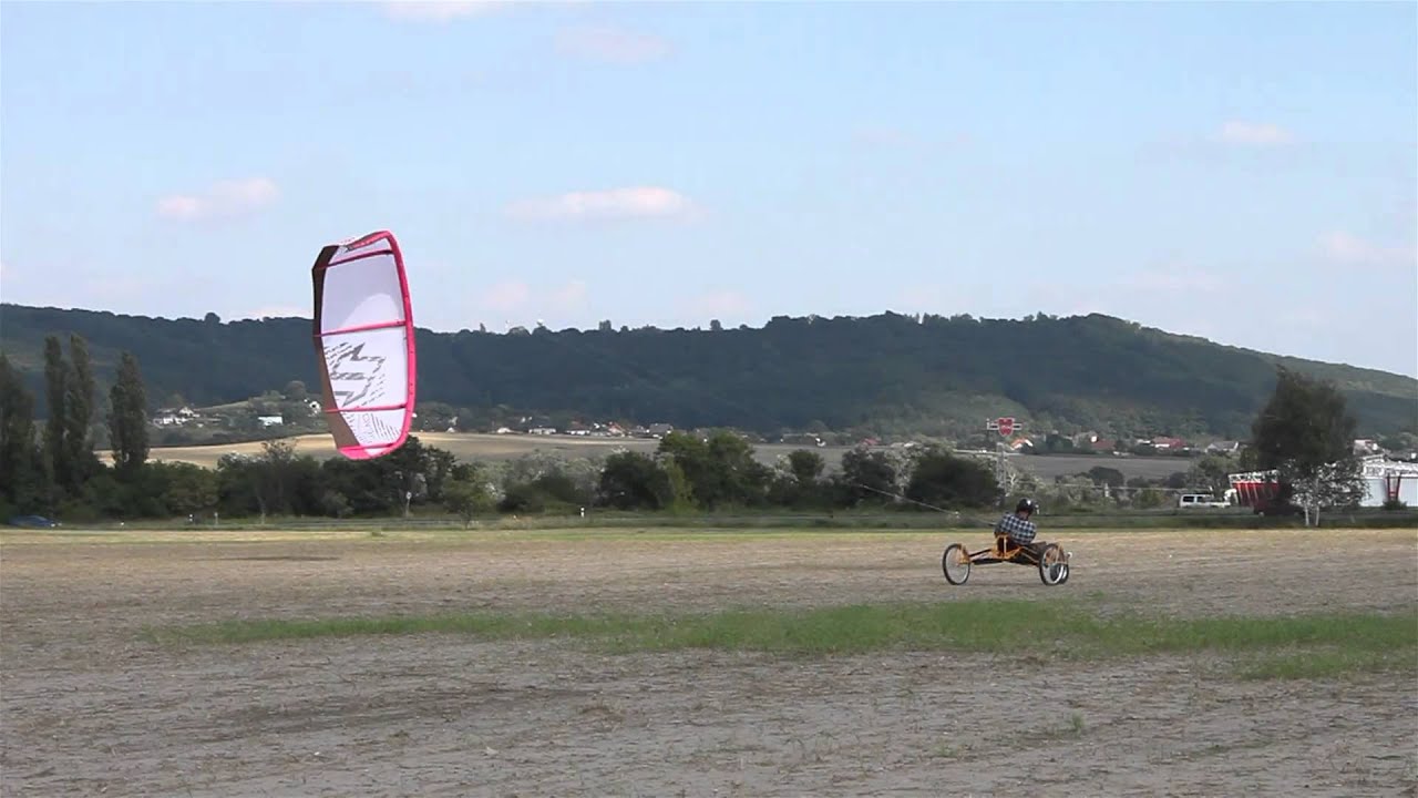 New kite buggy. Nová bugina na kitování. Landkiting buggy. - YouTube