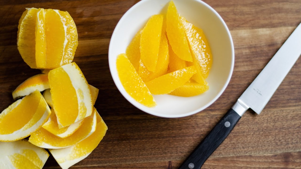 How To Segment An Orange | Giada De Laurentiis - YouTube