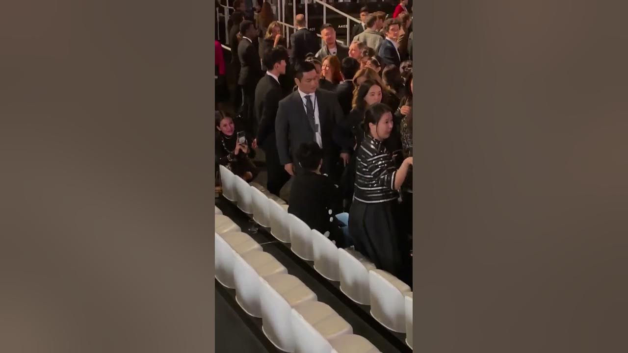 jiyongie Chanel criuse show in los Angeles saranghae so much beautiful so handsome 🌠🎀💖🐉📸🌴💫🙊 😻 ...