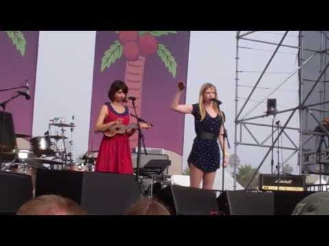 29/31 - Garfunkel & Oates Live at The Festival Supreme