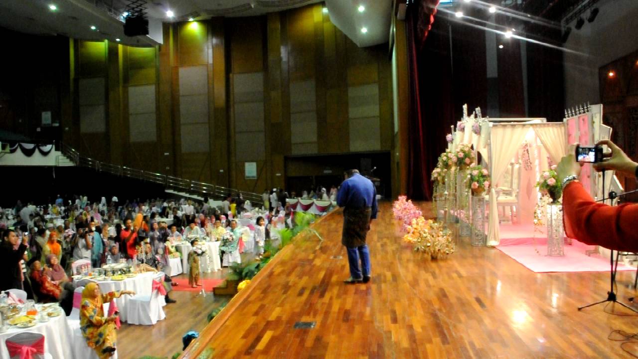 Datuk Aziz Satar di Main Hall CAC - YouTube