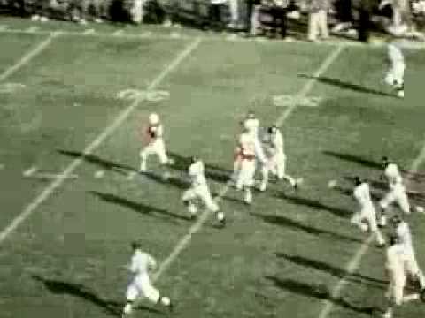 Nebraska's Frank Solich returns kickoff for Touchdown 1964 - YouTube