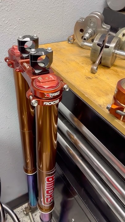 Dirt bike tricks 🤯 #motorcycle #dirtbike #kawasaki - YouTube