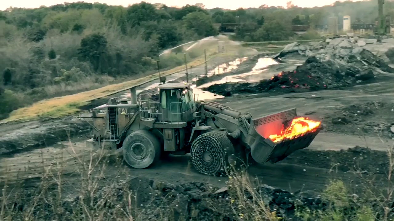 Kress slag pot carriers dumping and knocking - YouTube