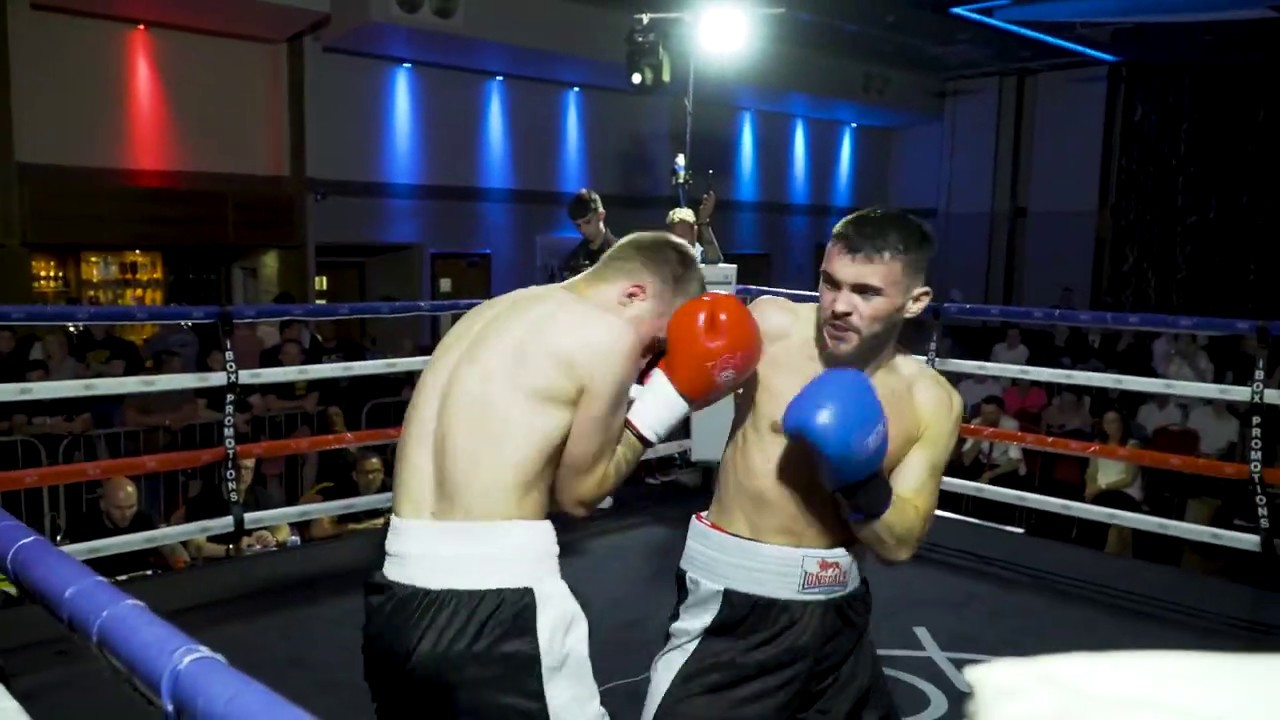 Liam McCabe VS Reece Ince - YouTube