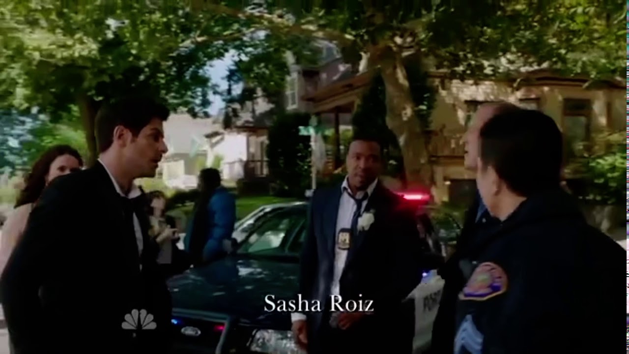 Grimm 4x01 - Group talk to the police (Sean shot) - YouTube