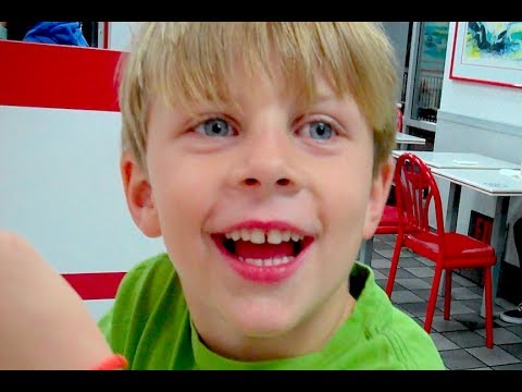 WHY KIDS LOVE IN-N-OUT BURGER - YouTube