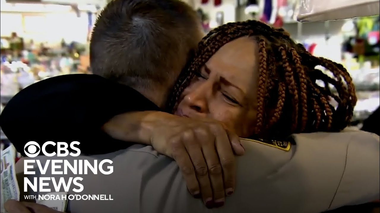 Stories to put you in the holiday spirit with Steve Hartman - YouTube