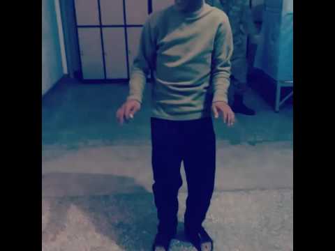 Asker den Comolokko dansı