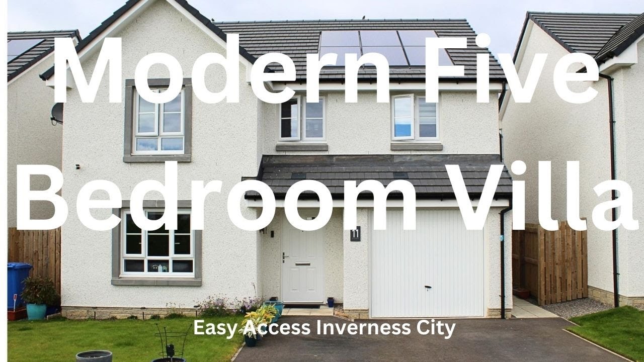 Modern, detached 4/5 bedroom detached villa situated in the popular ...