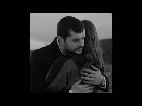 Gitme (Remix) - Dolu Kadehi Ters Tut (feat. Sedef Sebüktekin)