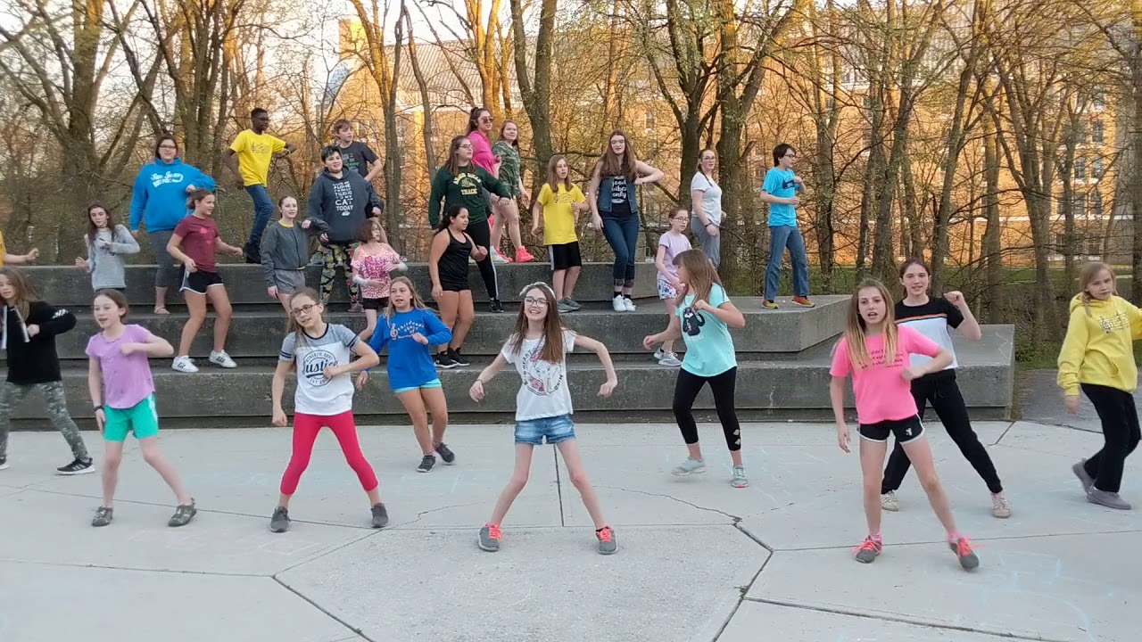 Sesere eeye, trad. Torres Strait Islands, arr. Mark O'Leary - YouTube