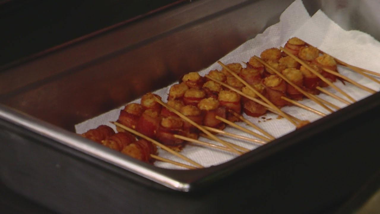State Fair Food: Tater Tot Nachos - YouTube