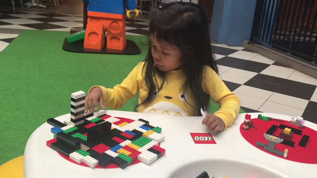 Bermain Lego - YouTube