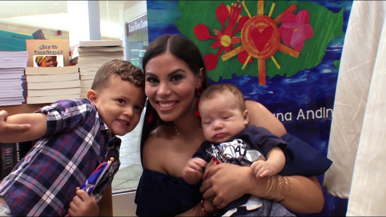 Iseet Pastrana Presentacion Libro: "Mi Isla Bella mi isla Hermosa".(Ramon Malave camarógrafo ...